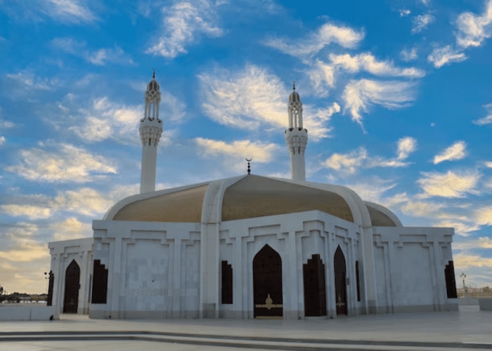 Why You Should Visit Muscat: Discover Omani Heritage, Beautiful Beaches ...